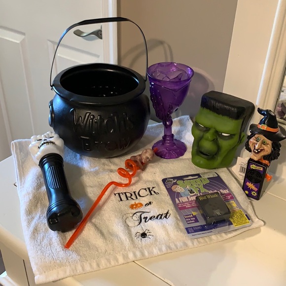 Costumes | Kids Halloween Bundle Flashlight Bucket More | Poshmark